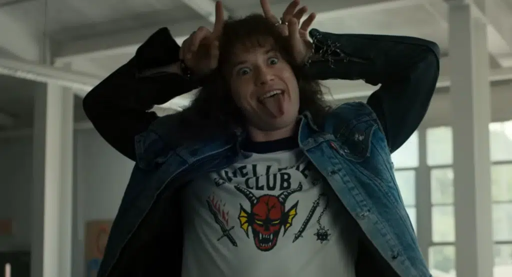 Joseph Quinn as Johnny Storm: A Fiery Addition to the MCU - Oh! Epic